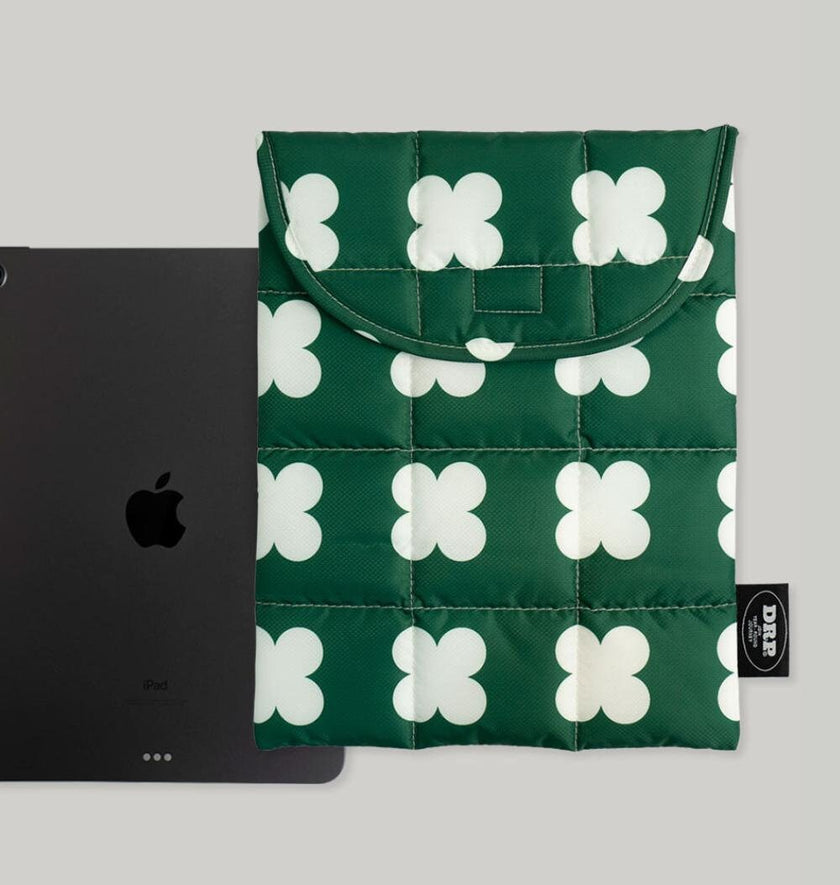11" Tablet Pouch [CLOVER IN OHIO] – dubudumo